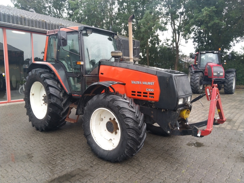 Valtra 8000-serie | Offringa Tractoren