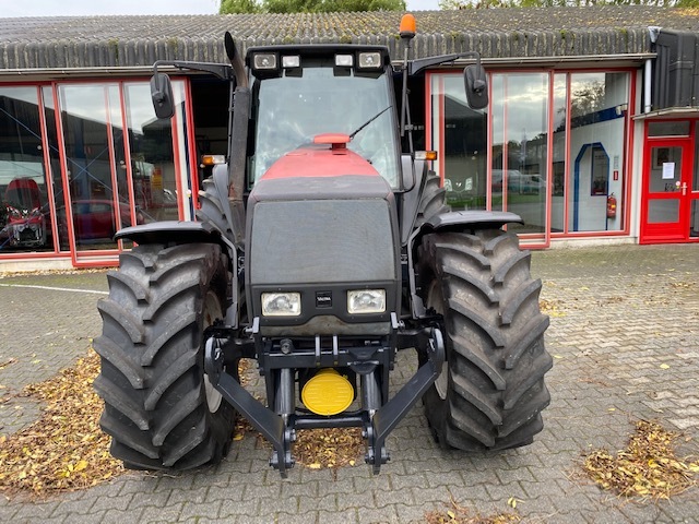 Valtra 8000-serie | Offringa Tractoren